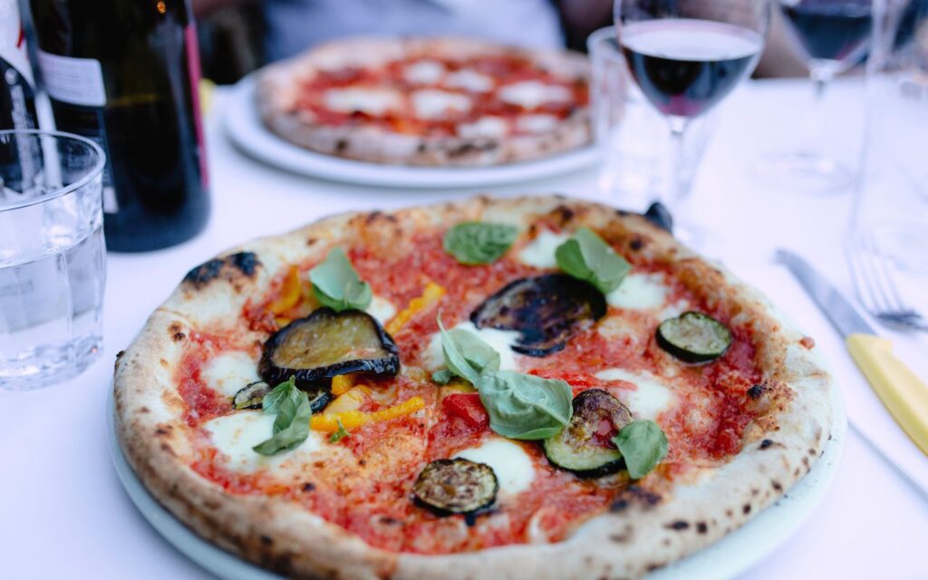 Abbinamento Vino - Pizza Napoletana - Degustibuss